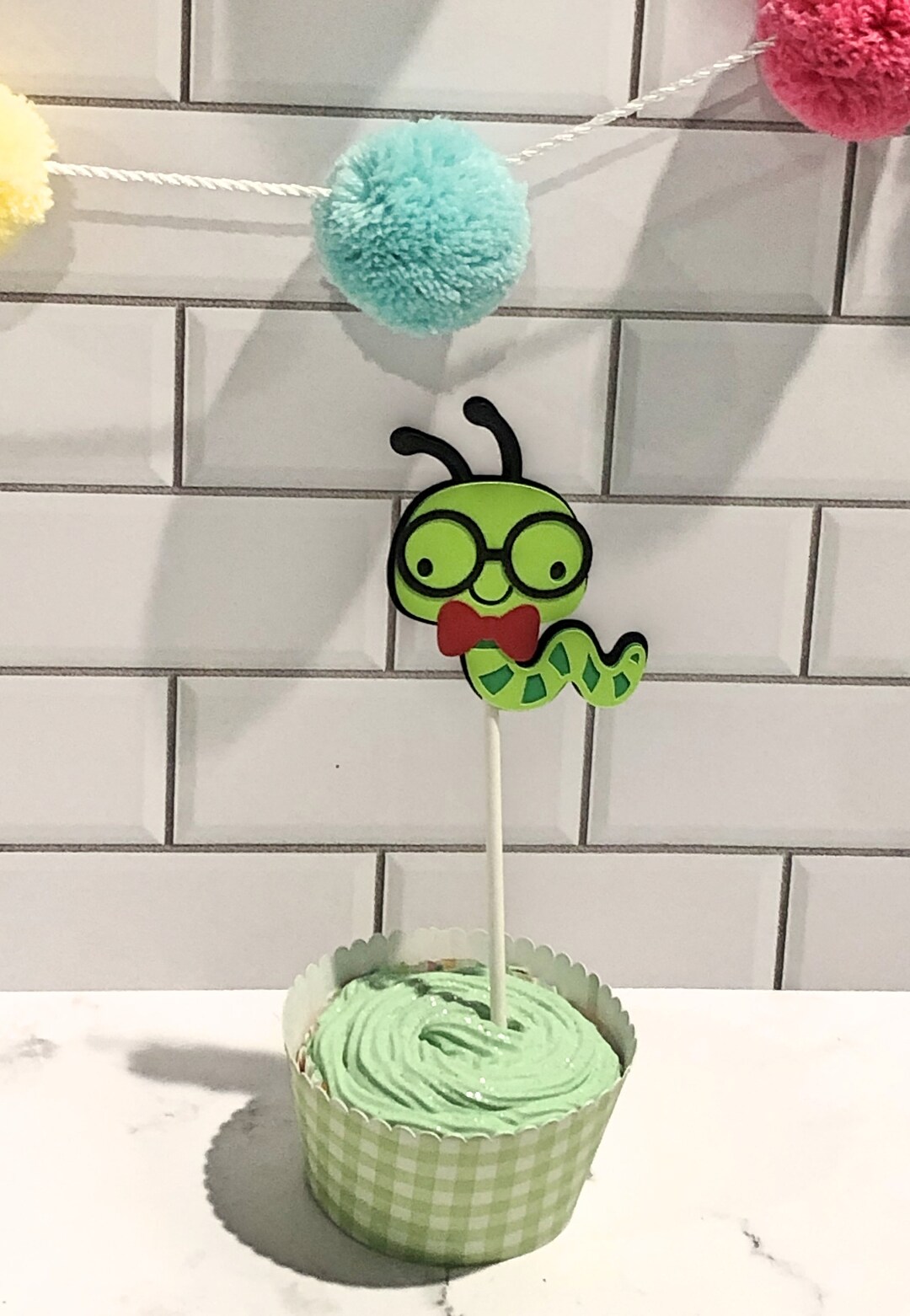 Bookworm, Book Worm, Nerdy, Book Party, Green Worm, Cupcake Topper - Etsy
