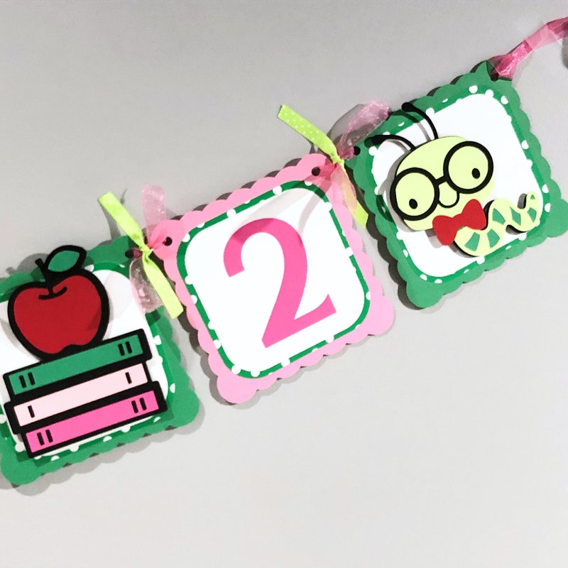 Bookworm Party - Etsy