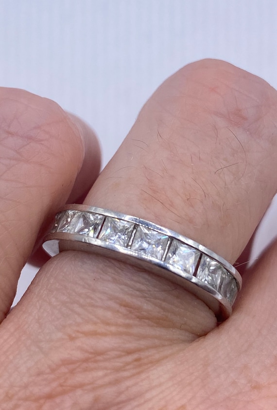 Silver crystal eternity ring - Gem