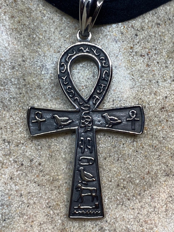 silver egyptian ankh pendant - Gem