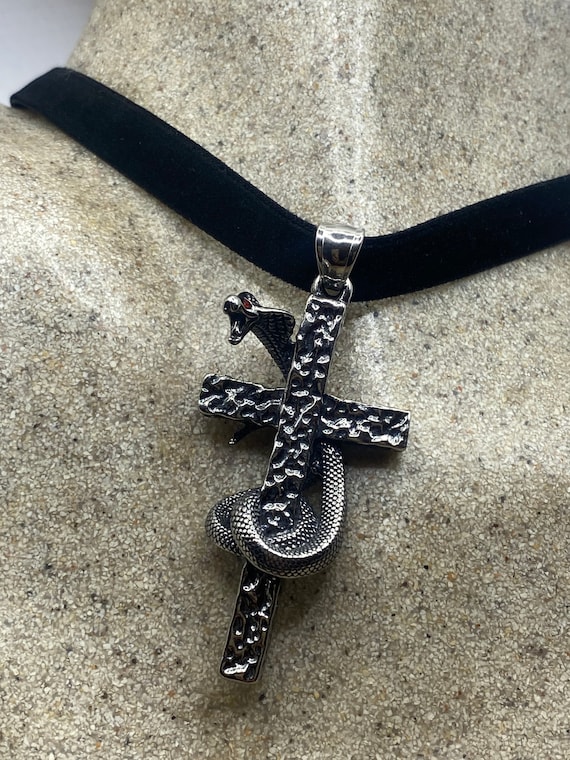 Vintage Stainless Steel Cobra Snake Cross Pendant Nec… - Gem