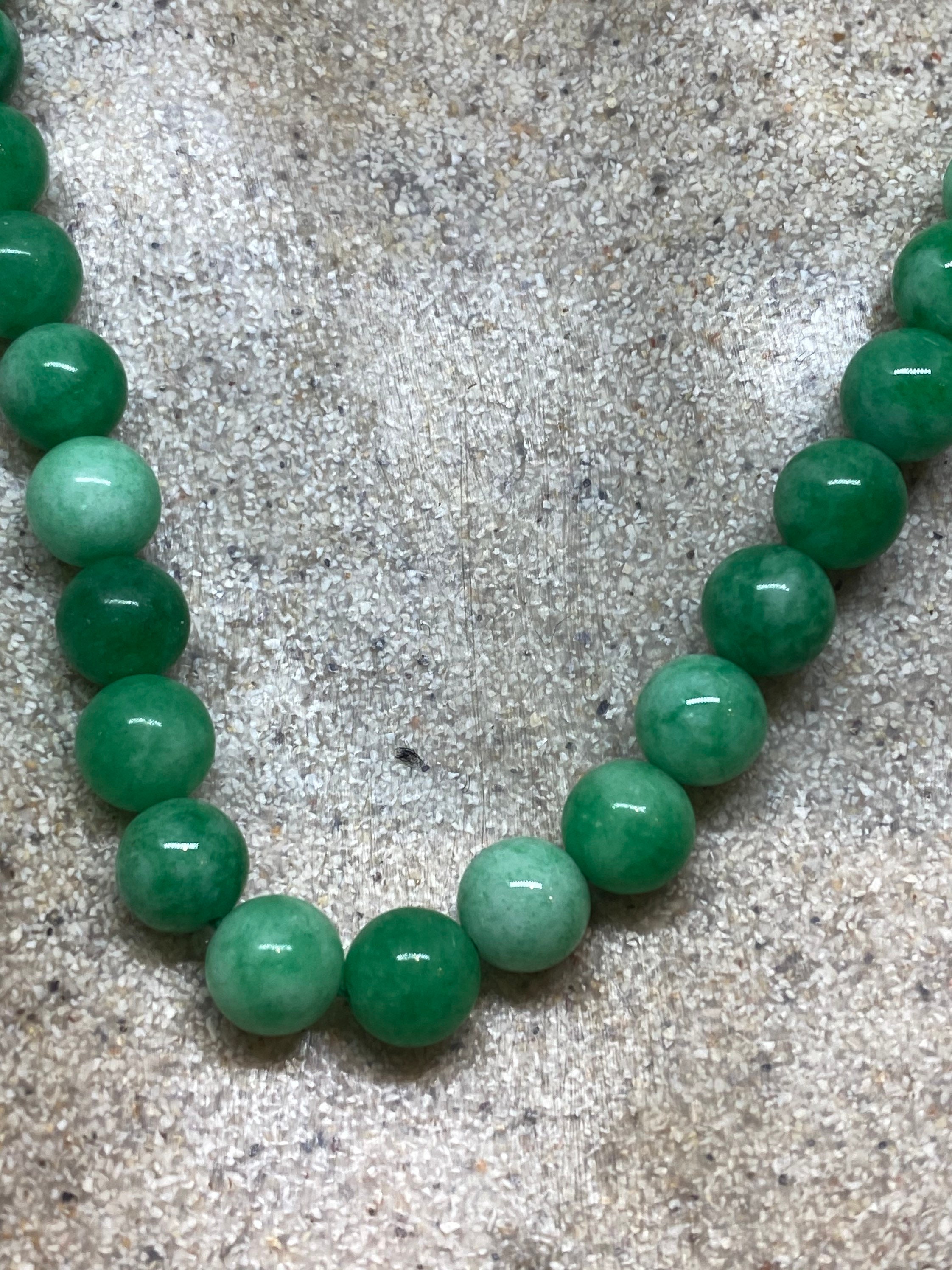 Vintage Jade Beaded 16 Inch Necklace - Etsy