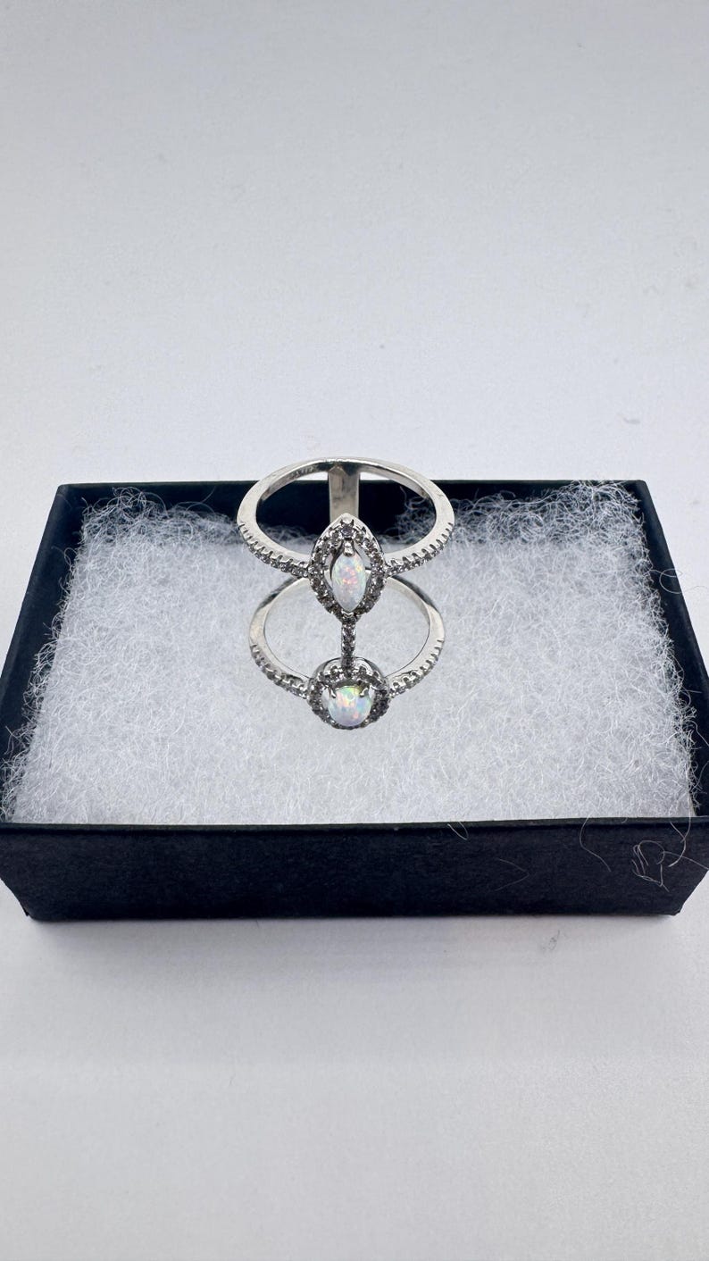 Anillo vintage de ópalo de fuego azul en plata de ley 925 rodiada ...