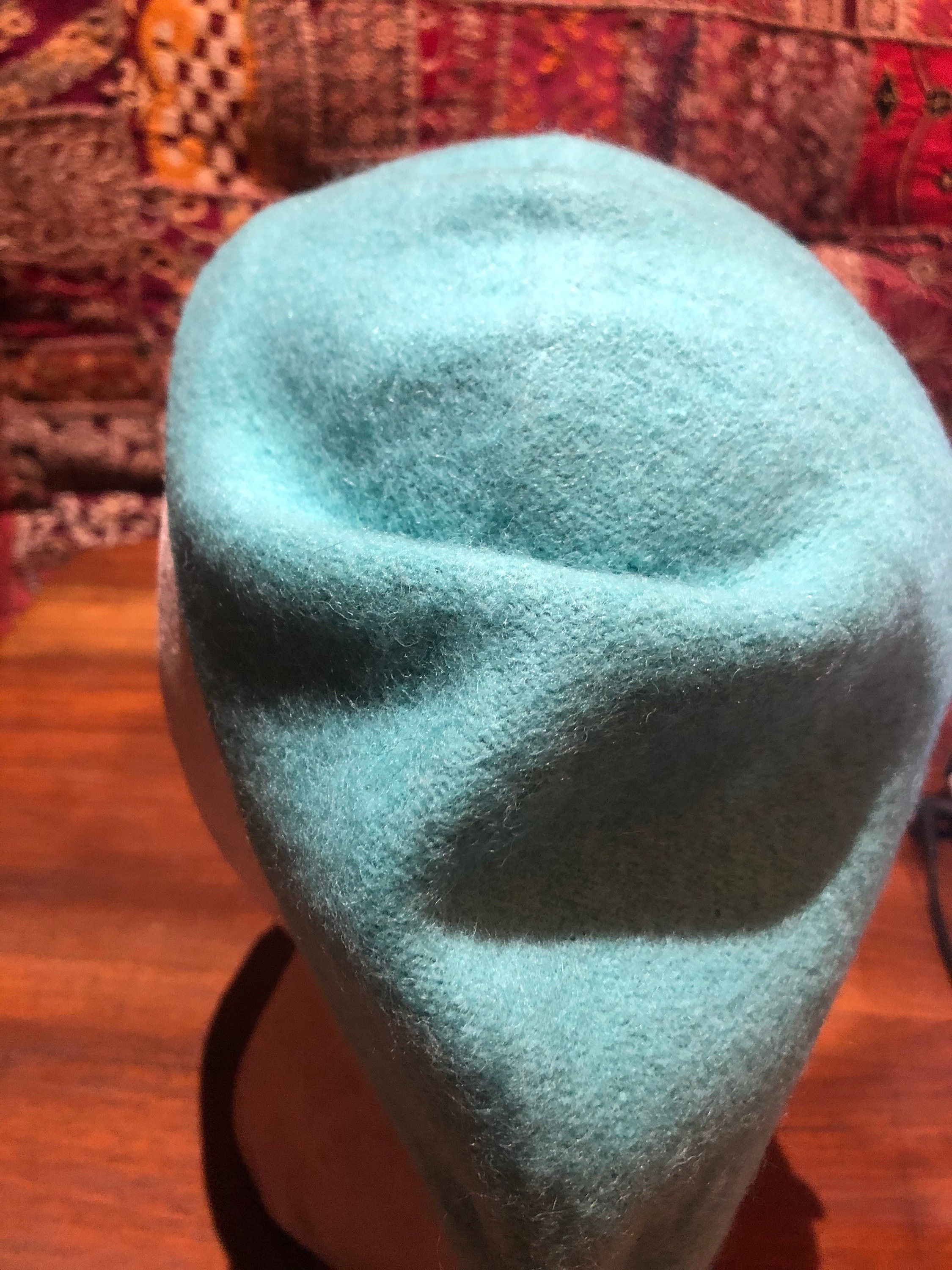 Vintage Turquoise Blue wool felt 11 in beret hat | Etsy