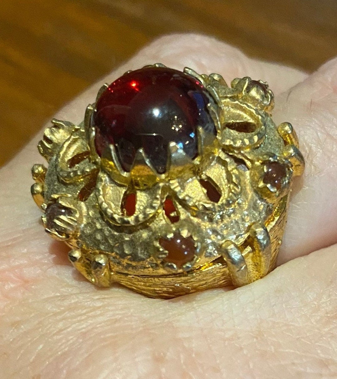 Vintage Red Ruby Glass Golden Bronze Ring - Etsy