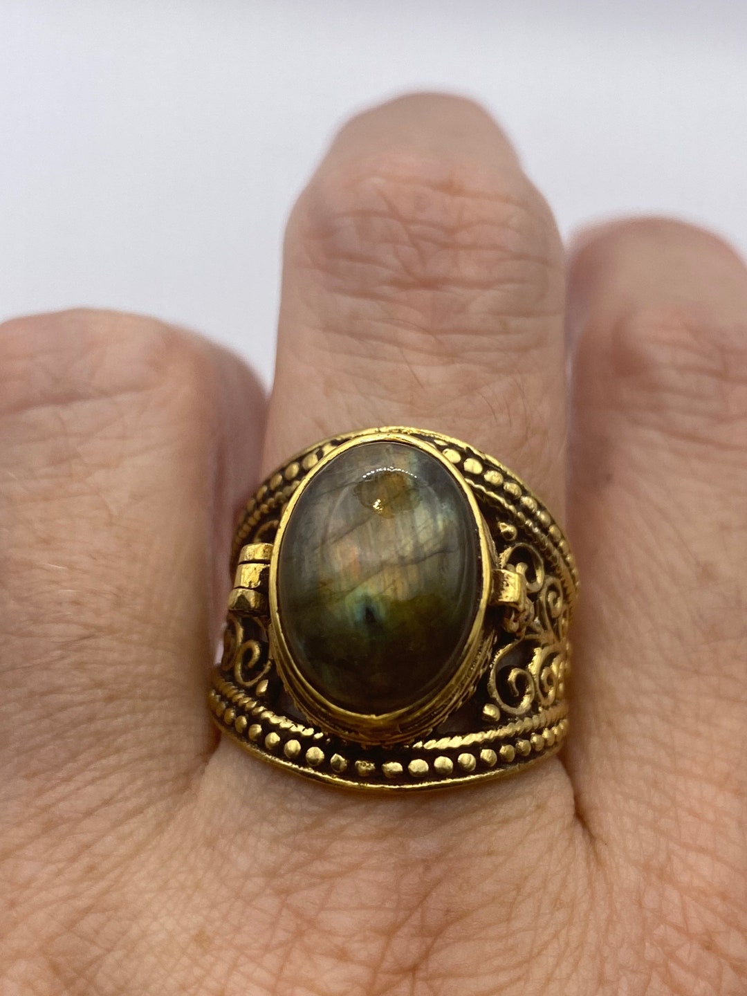 Vintage Labradorite Brass Poison Pillbox Ring - Etsy