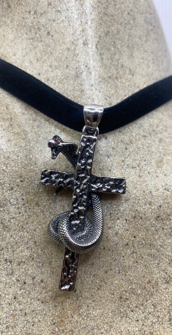 Vintage Stainless Steel Cobra Snake Cross Pendant Nec… - Gem