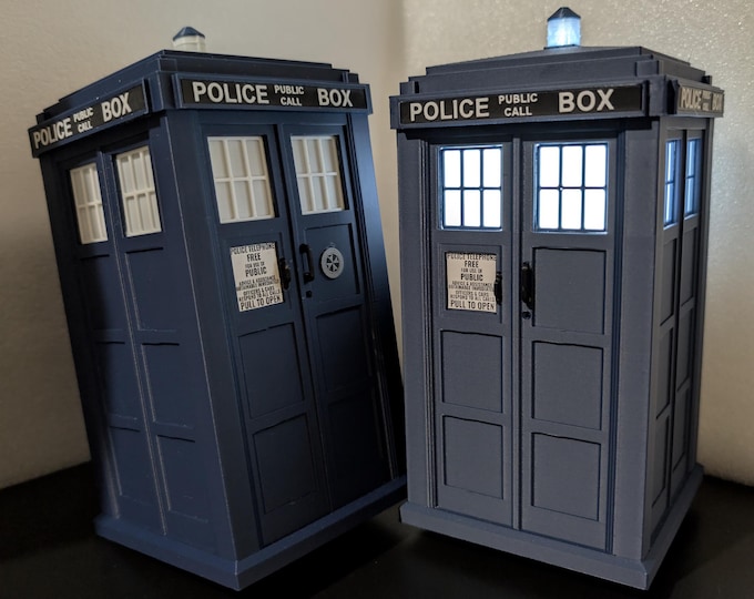 Spinning TARDIS Light up Desk Toy - Etsy