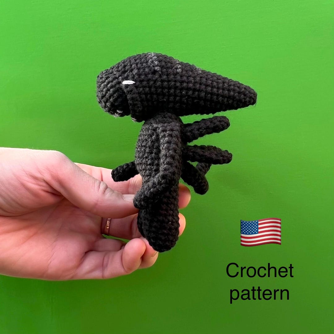 Crochet Xenomorph Alien Pattern | Amigurumi Tutorial (PDF Download) - Etsy
