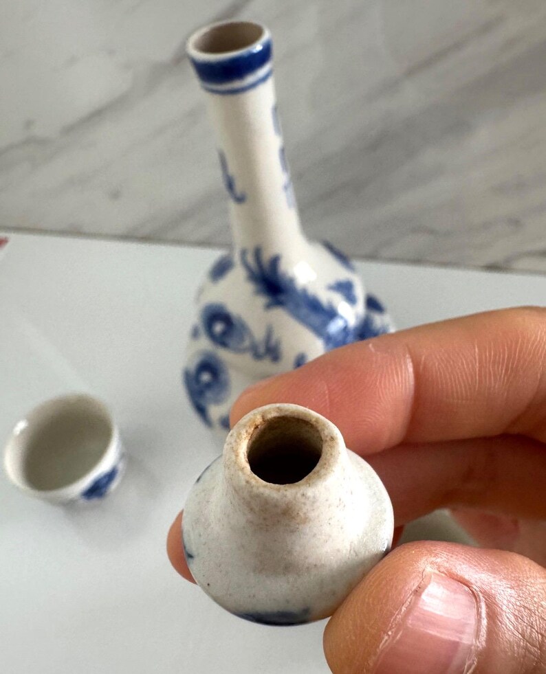 Vintage Double Gourd Dragon Sake Bottle & Cups Set, Hand Painted Blue ...