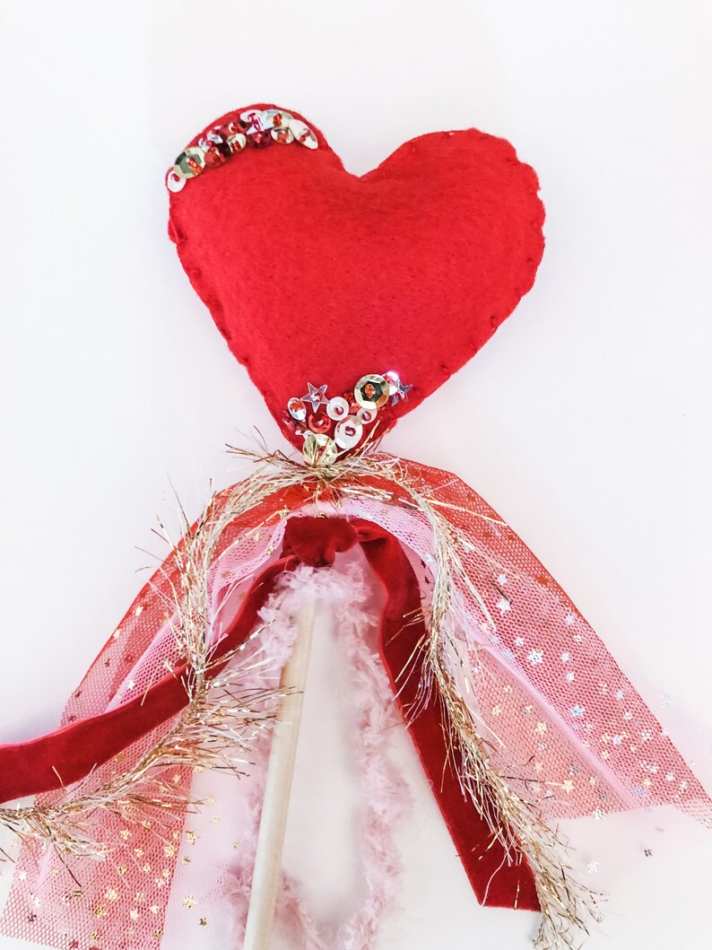 Valentine’s Day Wand//magicwand•heart Wand•woodenwand•animalwand•flower ...