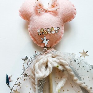 Minnie Mouse Wand//magicwand•stars•woodenwand•animalwand•flower Wand ...