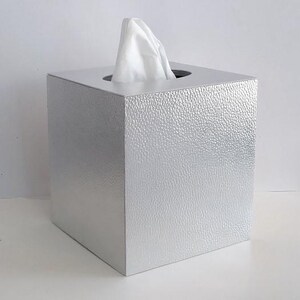 METALLIC SILVER TISSUE Box Cover - Textured Vinyl Square Tissue Holder ...