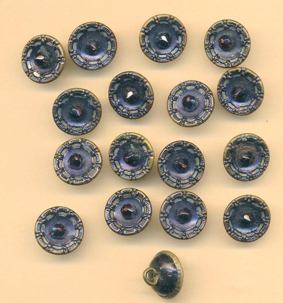 Antique Buttons Pigeon Eyes With Blue Tint Lot of 17 Matching Ca. 1890 ...