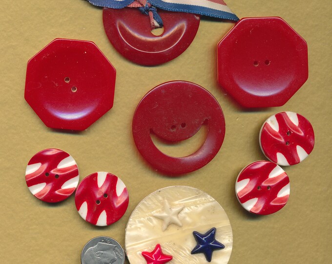 Antique Vintage Red Bakelite Buttons Set of 4 Casein Buttons - Etsy