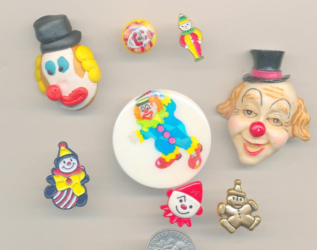Vintage Clown Buttons - Lot of 8 - Etsy