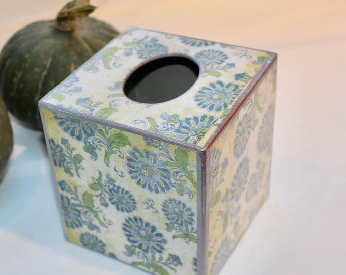 Soft Stylized Floral Tissue Box Cover - Etsy