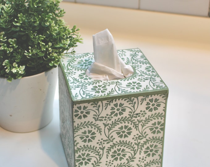 Green Spring Tissue Box Cover - Etsy