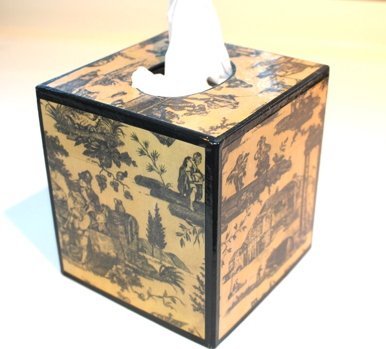 French Toile Tissue Box Cover - Etsy