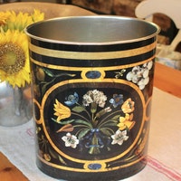 Golden Michelangelo's David Inspired Trash Can, 13-gallon Elegant ...