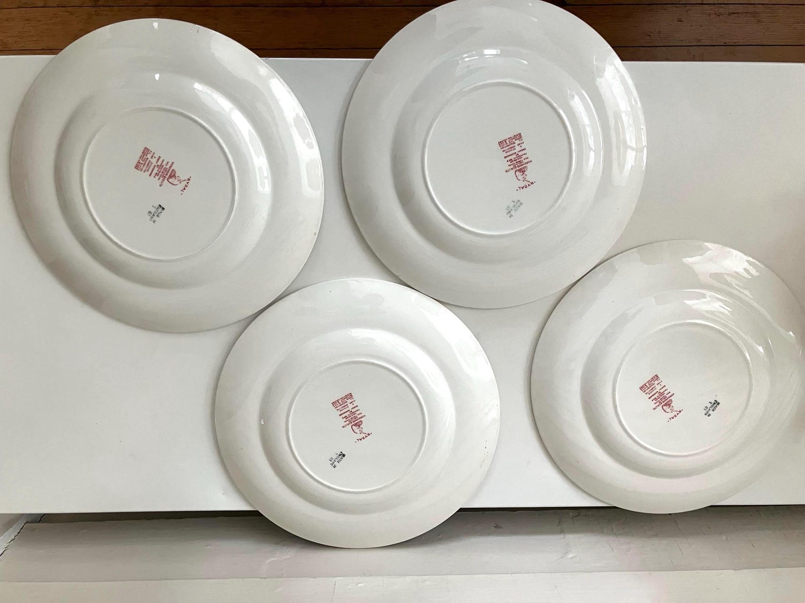 Set of 4 Vintage Plates, Wedgewood Rydal Red Made in England, Red and ...