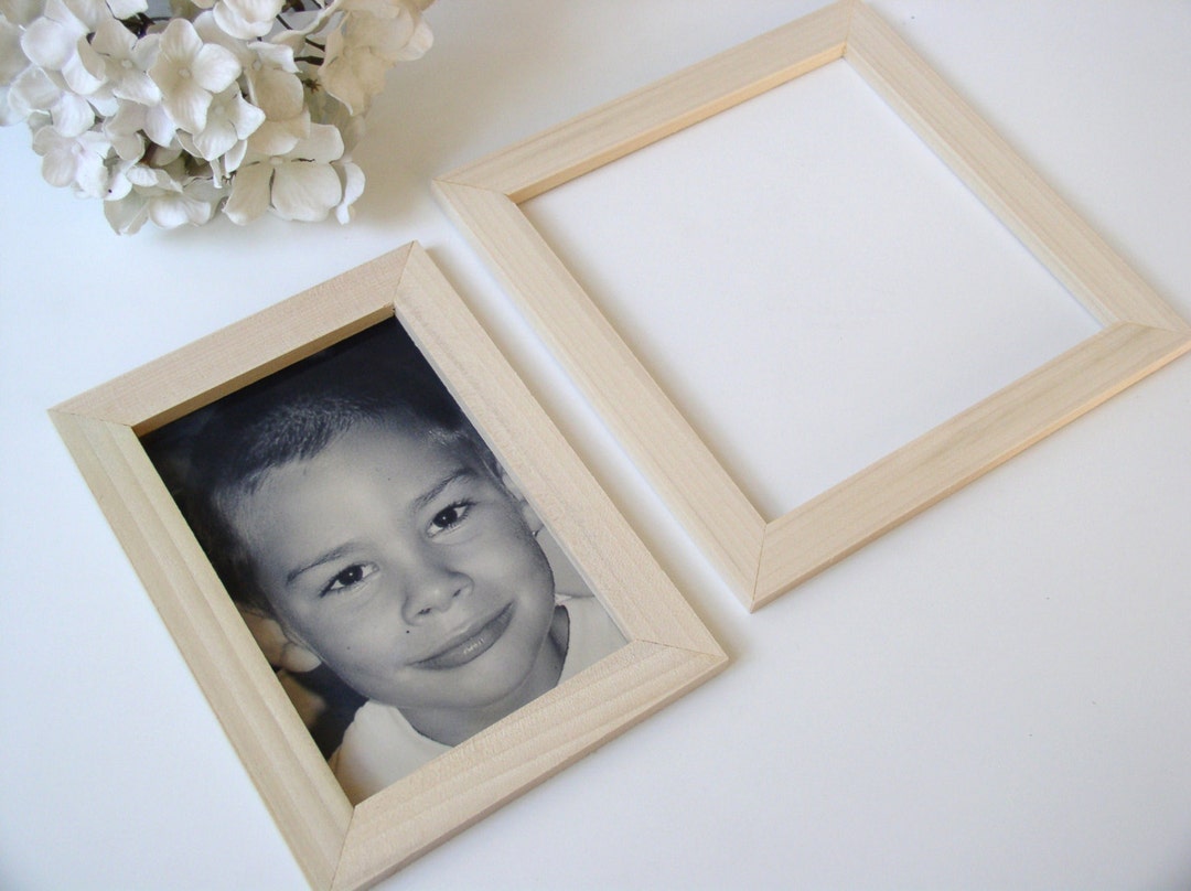 Magnetic Wood Picture Frame - YOU CHOOSE SIZE - Solid Wood Photo Frame ...