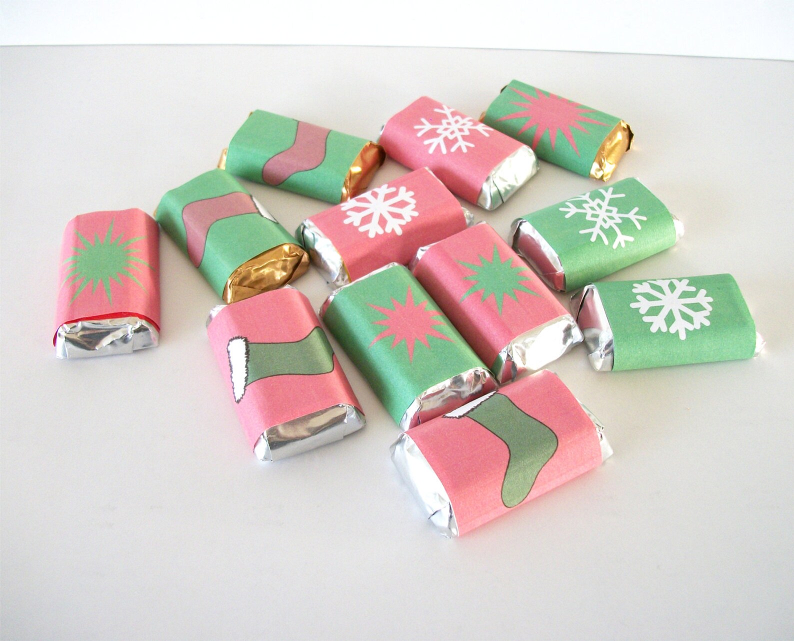 Christmas Printable Christmas Mini Candy Bar Wrappers Red and Green ...