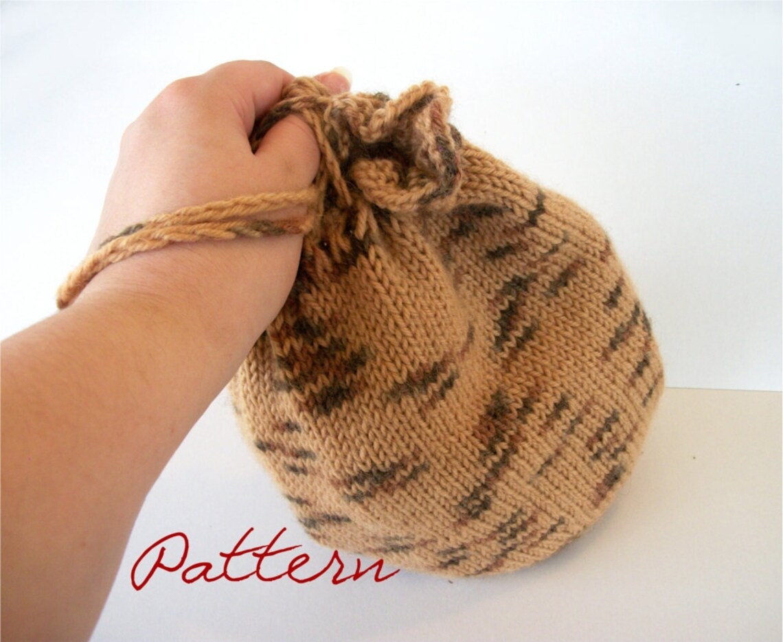 Knitting Pattern PDF: Round Knitted Drawstring Bag Wristlet Knit Bag - Etsy