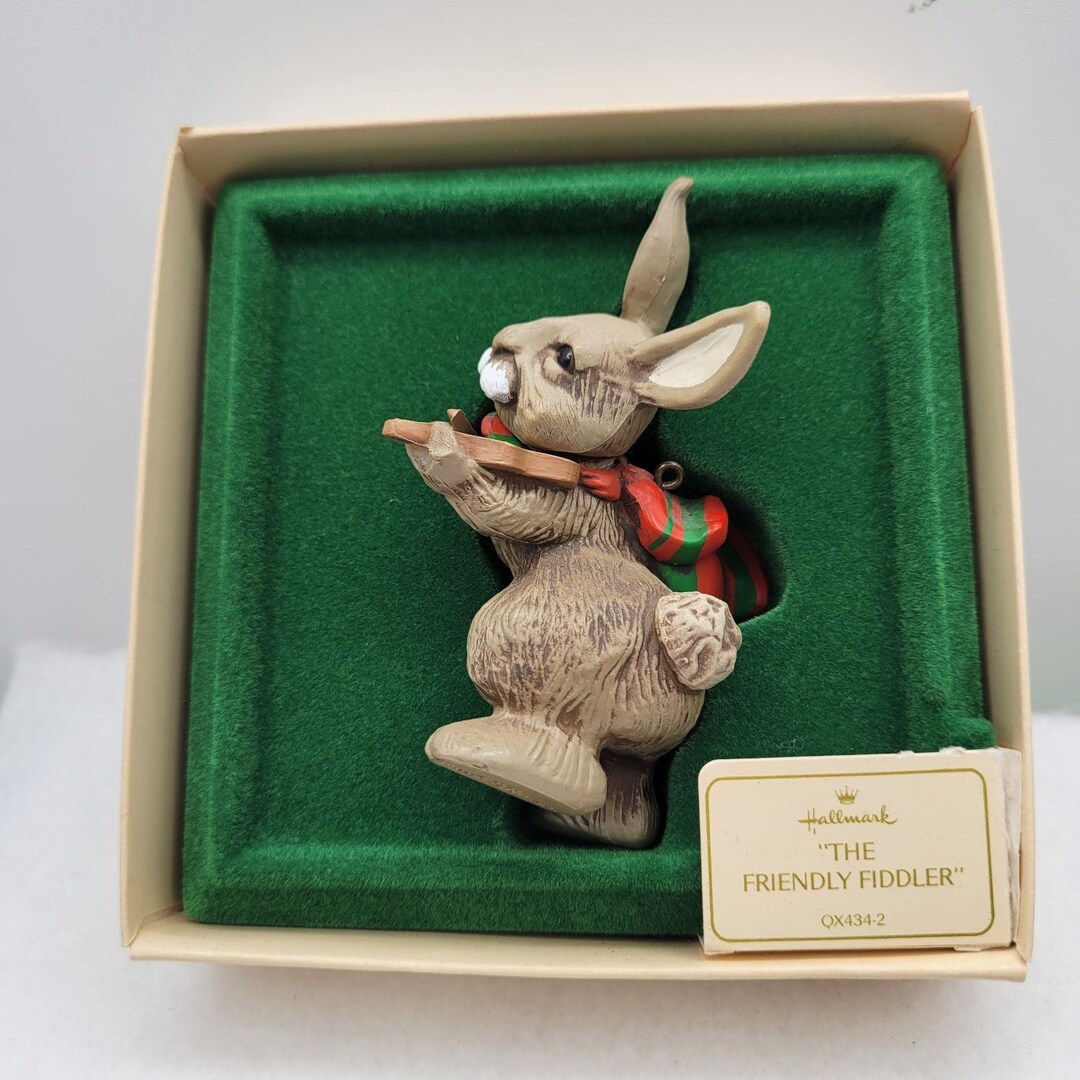 Vintage Hallmark Keepsake Christmas Ornament 1981 THE FRIENDLY FIDDLER ...