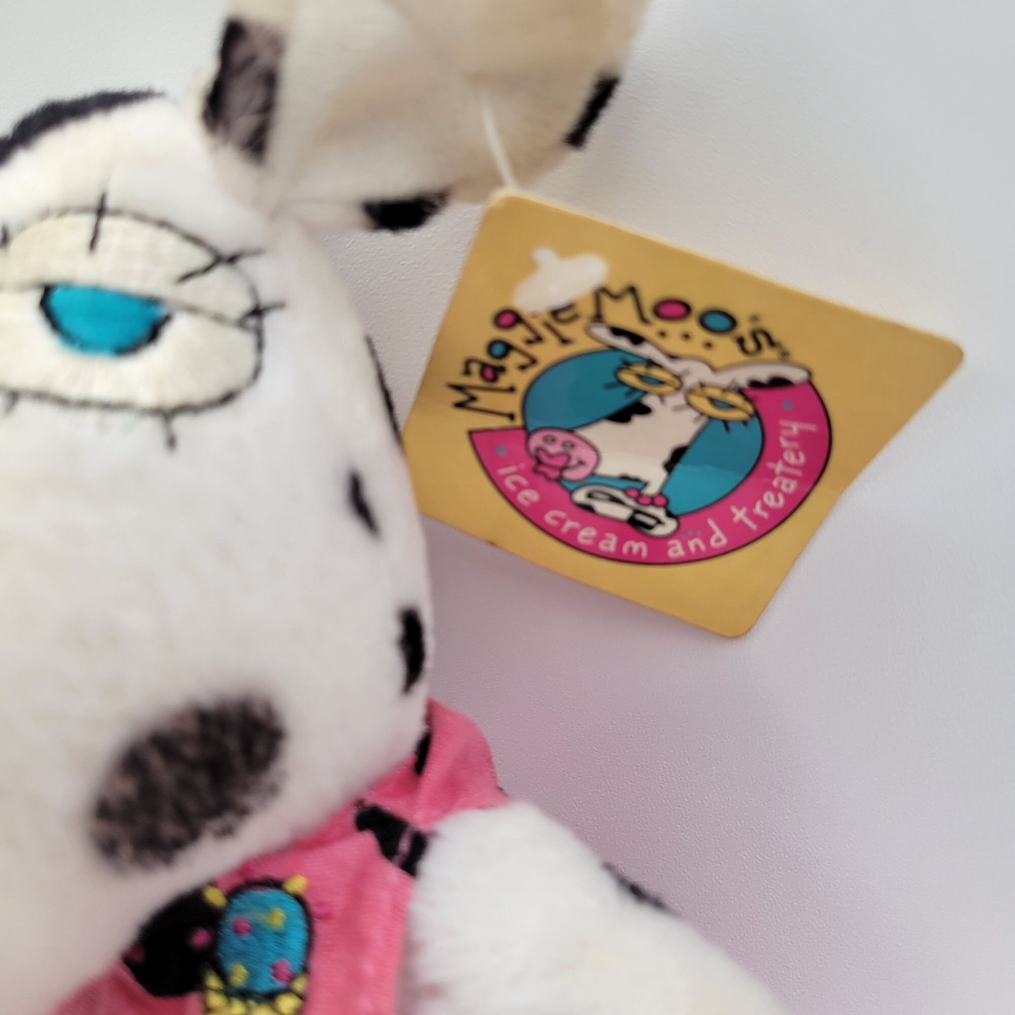Maggie Moo's Ice Cream & Treatery Indianapolis Mascot Plush Stuffed Cow ...