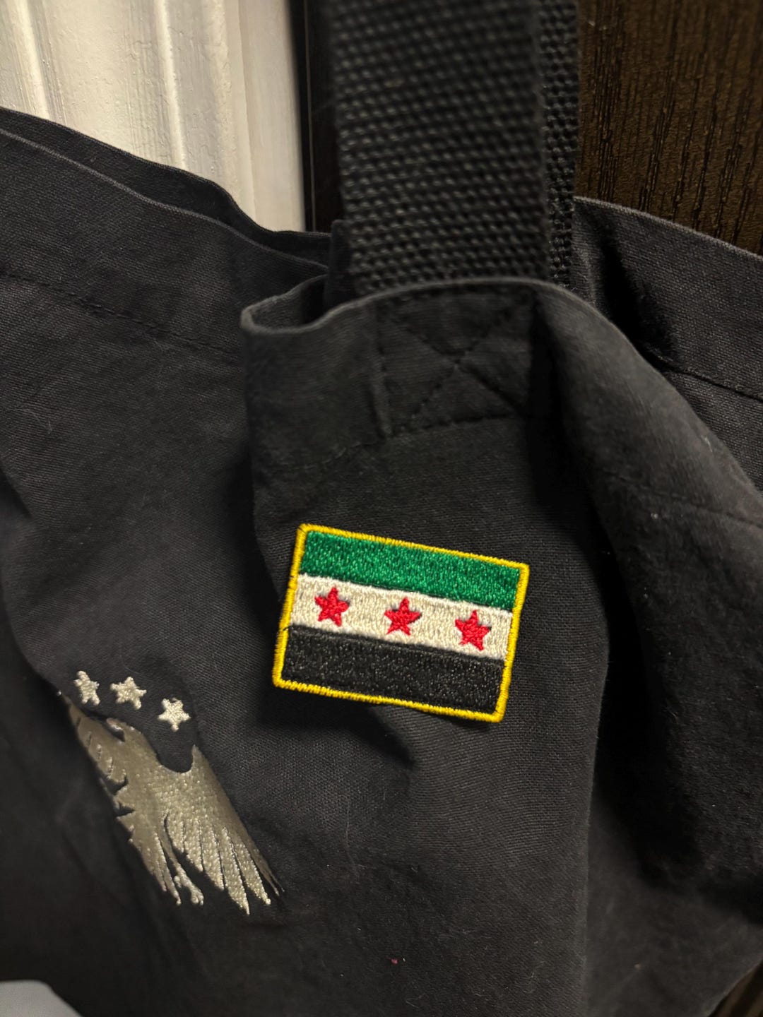 Handmade Embroidered Syrian Flag Pin Syrian Independence - Etsy