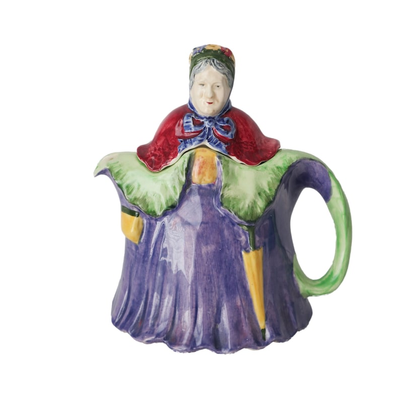Old Lady Teapot - Etsy