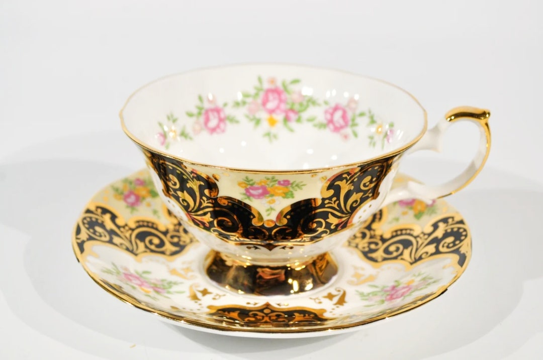 Elizabethan English Bone China Teacup and Saucer Balmoral Black Gold ...