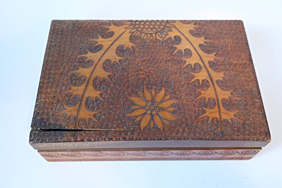 Vintage Flemish Art Box Pyrography 1940's | Etsy