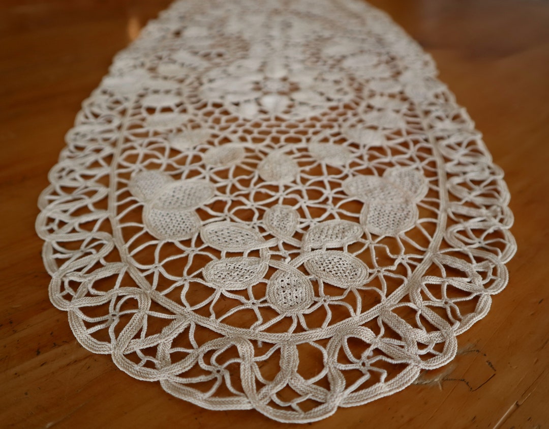 Vintage Runner Table Topper Tan Needle Lace Table Runner W10 - Etsy