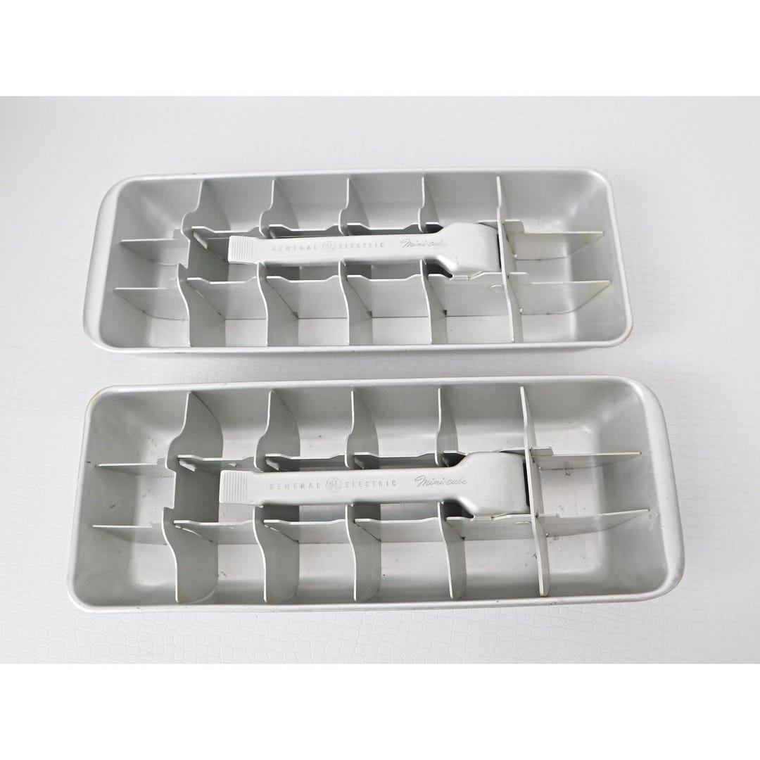 2 Vintage Aluminum Ice Cube Trays General Electric Mini Cubes 1960's - Etsy