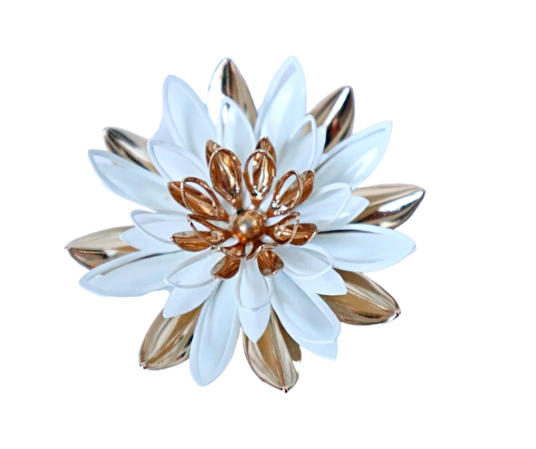 Vintage Sarah Coventry Water Lily Brooch Pin - Etsy