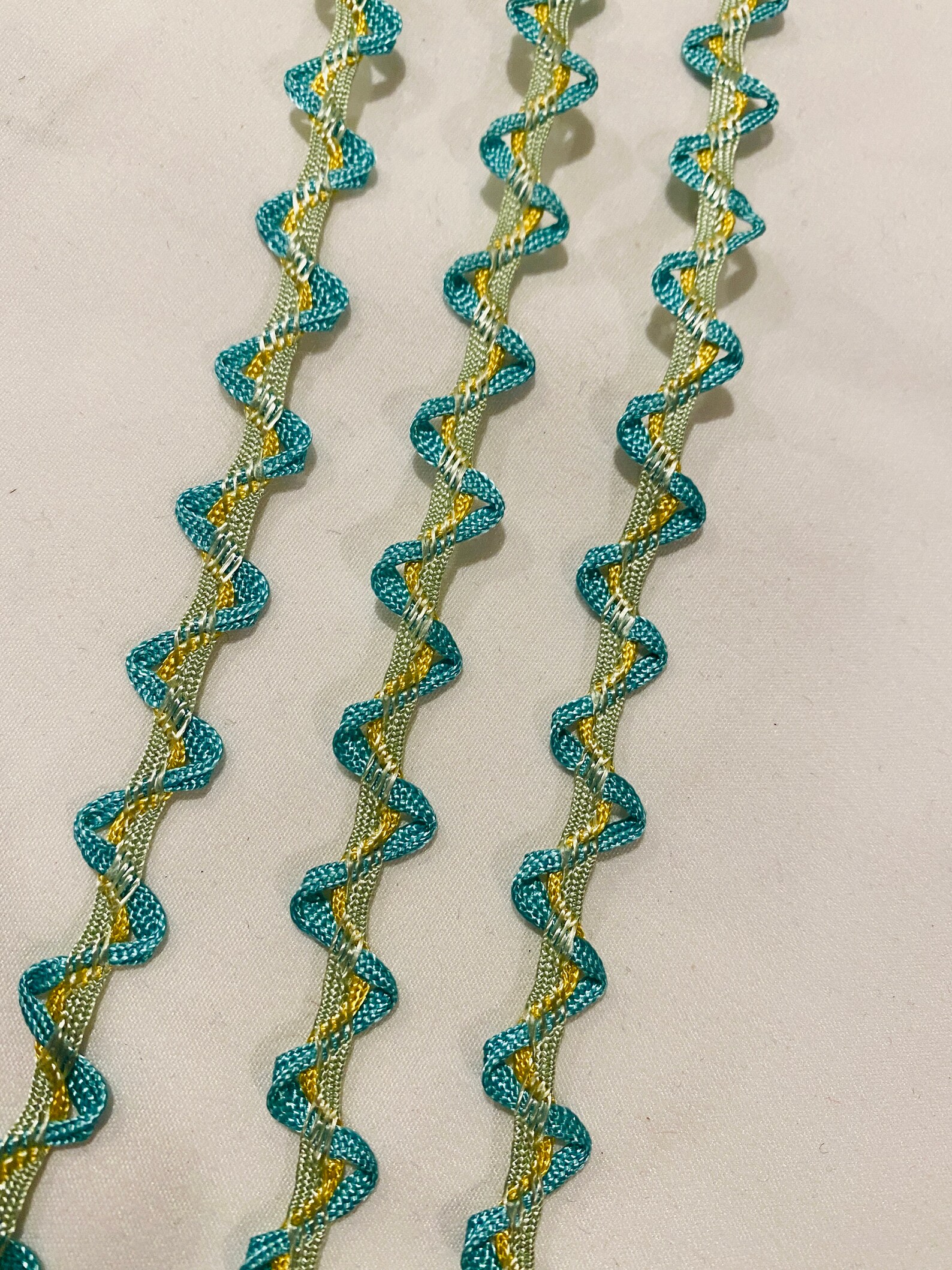 2 Yards VINTAGE ZIG ZAG Multicolor Ribbon in Turquoise and - Etsy