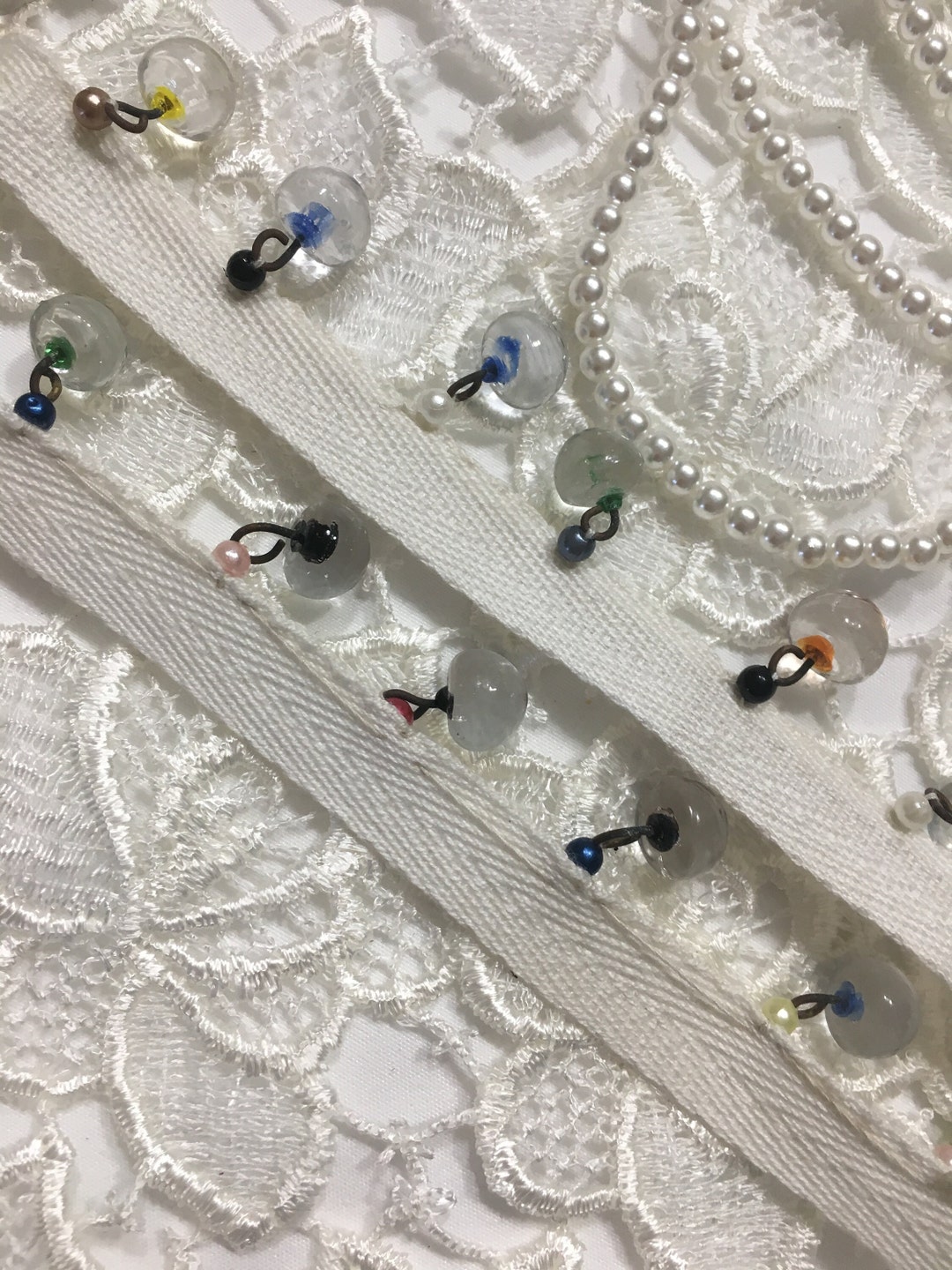 VINTAGE White and Multi Color BEADS Trim Piping Cord Gimp - Etsy