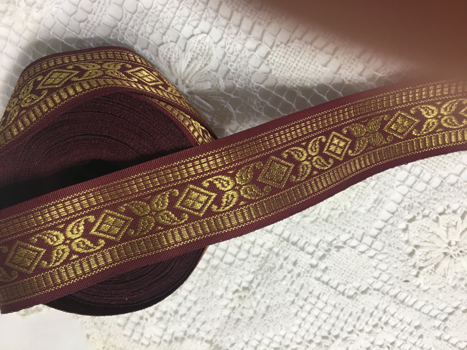 VINTAGE EMBROIDERED RIBBON . | Etsy