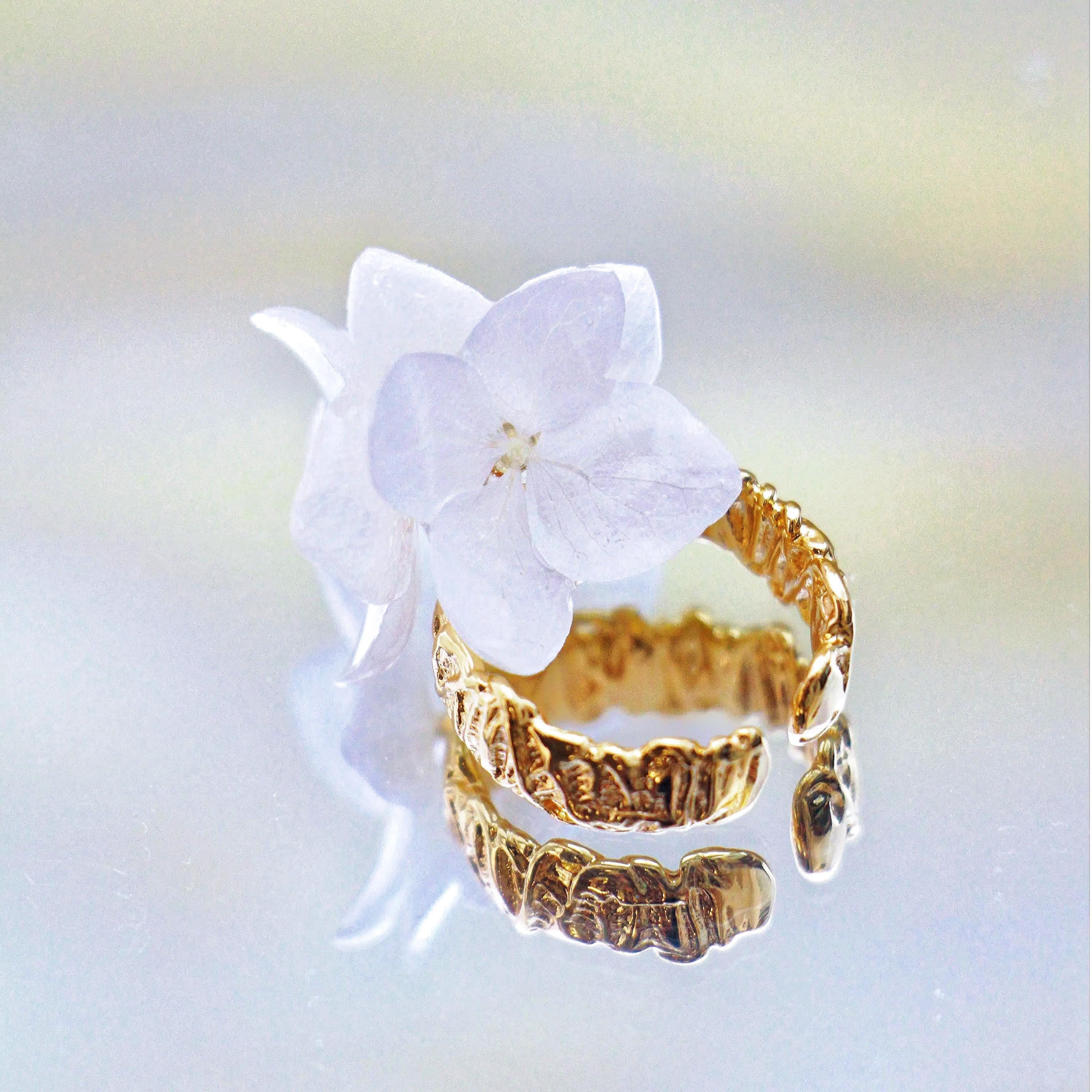 Handmade Hydrangea Bracelet: Made of Hydrangea Petals, Nature Inspired ...