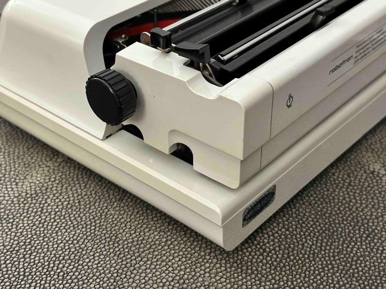 RARE Erika Robotron Typewriter, Kristall Typeface, Qwerty, Mod. 44 ...