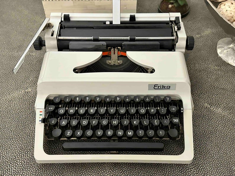 RARE Erika Robotron Typewriter, Kristall Typeface, Qwerty, Mod. 44 ...