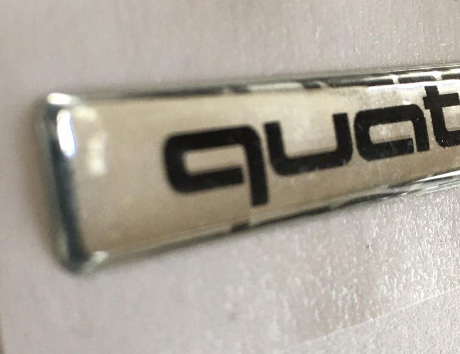 Quattro Boot Badge Dashboard Wings Fender Trunk S3 S4 A1 RS3 RS4 A3 A4 A5 RS6 Q7 Q8 Splitter ...