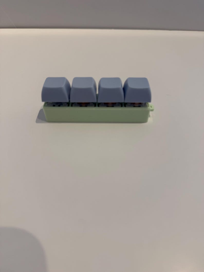 4-button Fidget Keyboard – Mini Mechanical Keypad Stress Relief Toy ...