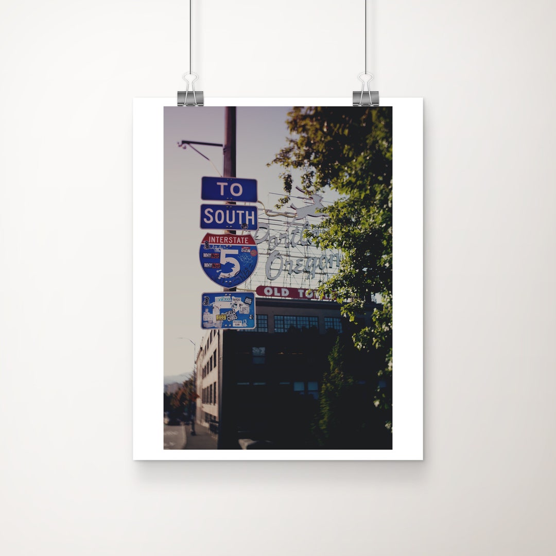 Portland White Stag Sign Photograph: Pacific Northwest Decor - Etsy