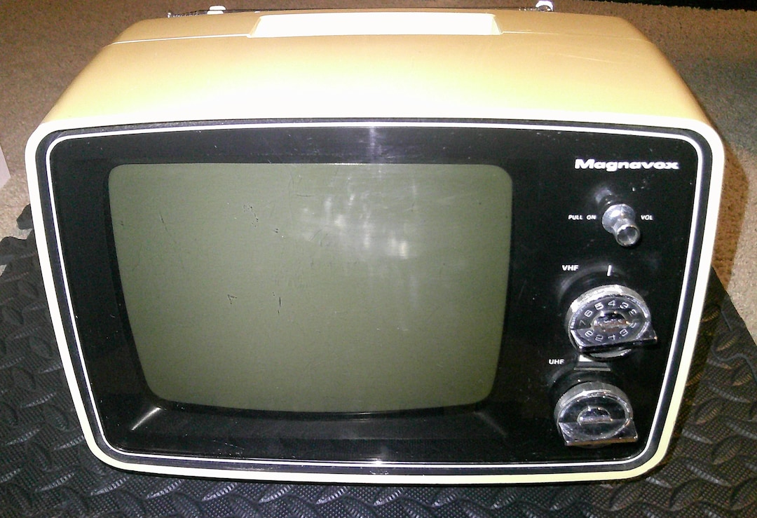 Tested Magnavox Portable 9 Inch CRT TV Model 1T5265 - Etsy