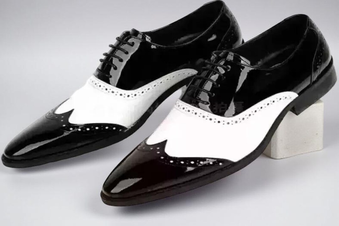 Handmade Two-tone Leather Wingtip Shoes: Men's Formal Spectator Shoes ...