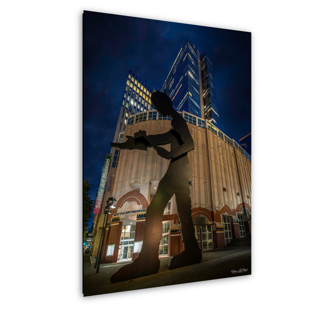 Seattle Art Museum Hammering Man Photo, Downtown Seattle Landmark Art ...