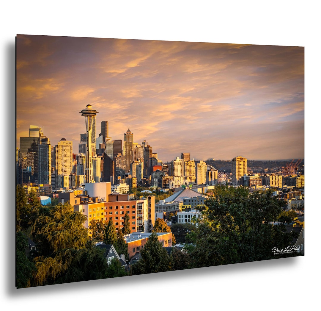 Seattle Skyline Golden Hour Photo From Kerry Park, Space Needle and ...